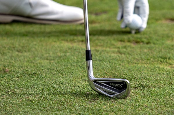 5 Beginner Tips to Strike Your Irons Better from a Pro | Golf Avenue
